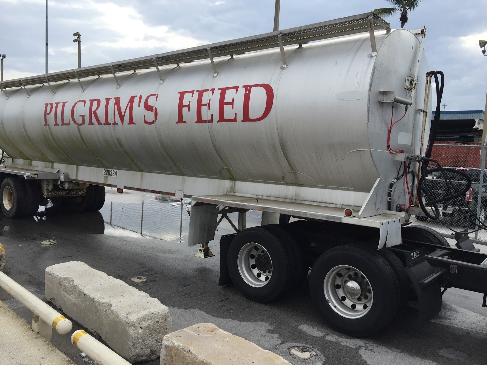 40 Foot Trailer Power Only Trucking Services - Heavy Equipment Transport