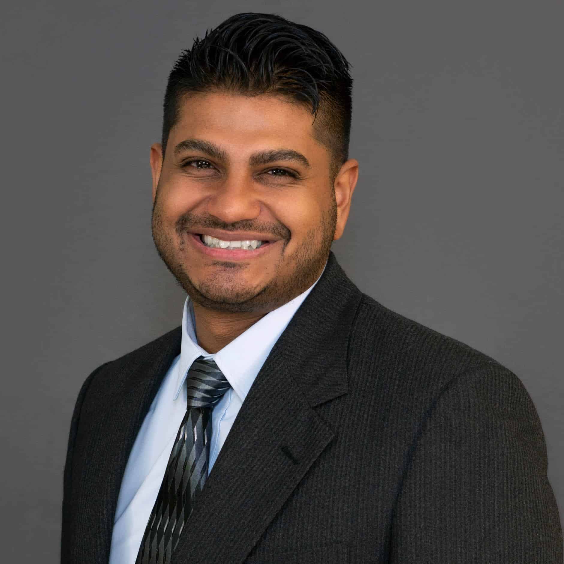 Shipping Multiples Vehicle with Heavy Equipment Transport